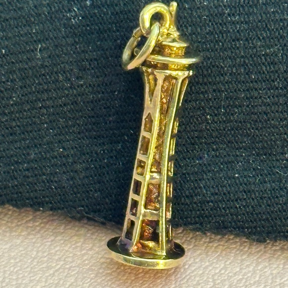 Jewelry | 14k Yellow Gold Space Needle Pendant 18 Grams | Poshmark